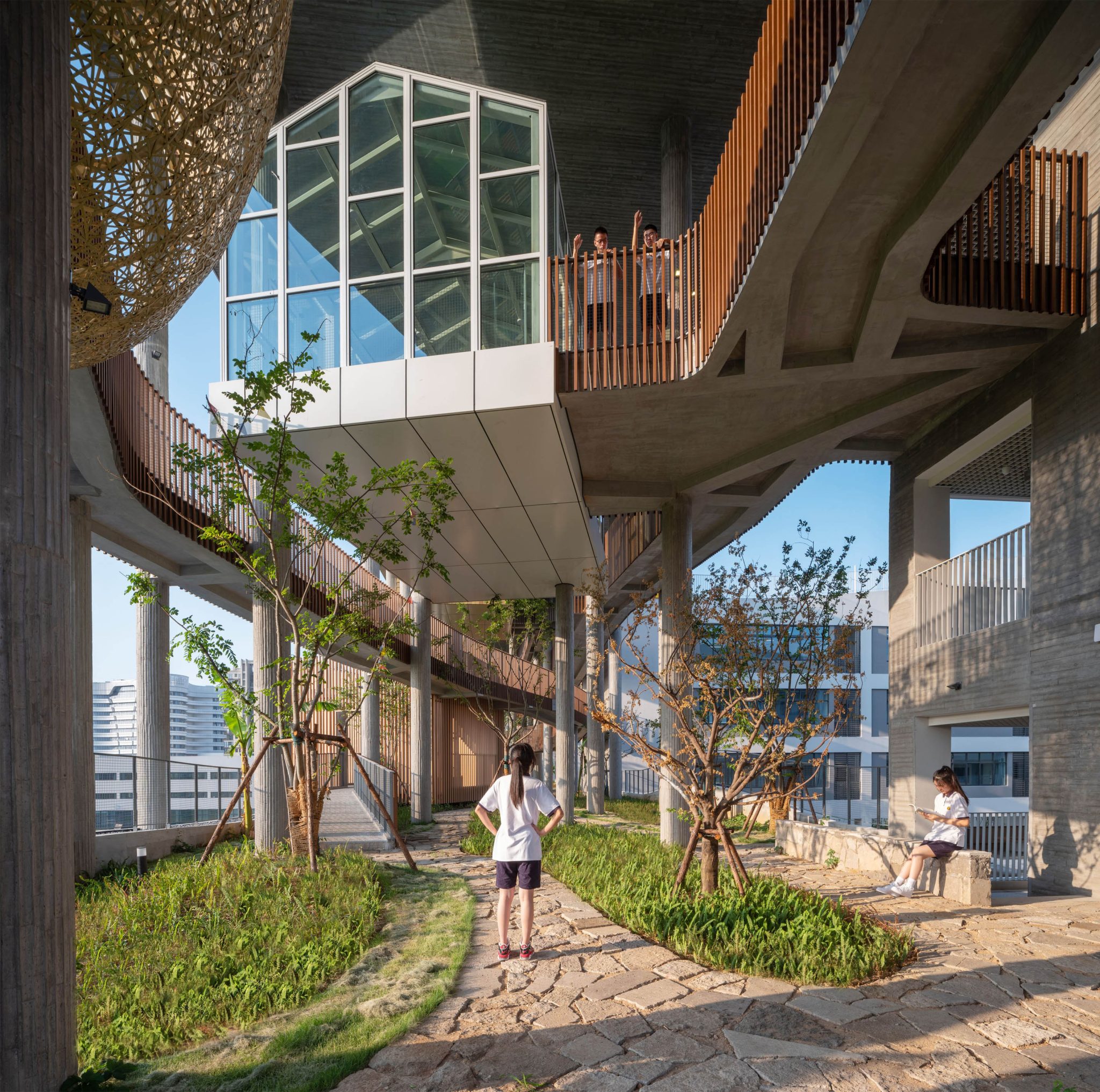 Huizhen High School: 2023 World Building of the Year Triumph ...