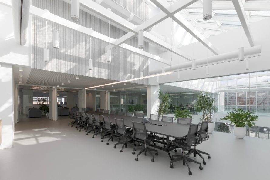 101402-preview_low_721-14_101402_sc_v2com – Architecture List